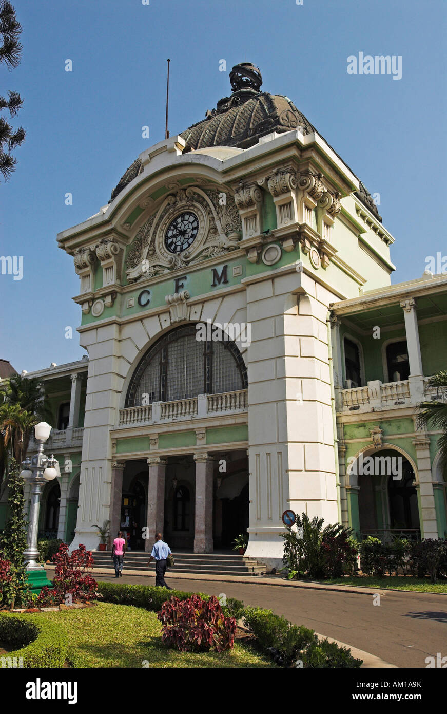 Maputo railway station hi-res stock photography and images - Alamy