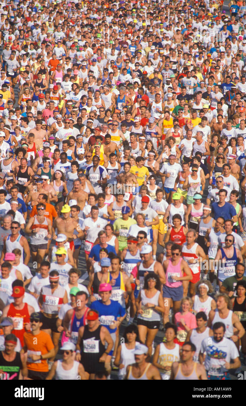 Crowd of Marathon runners Washington D C Stock Photo - Alamy