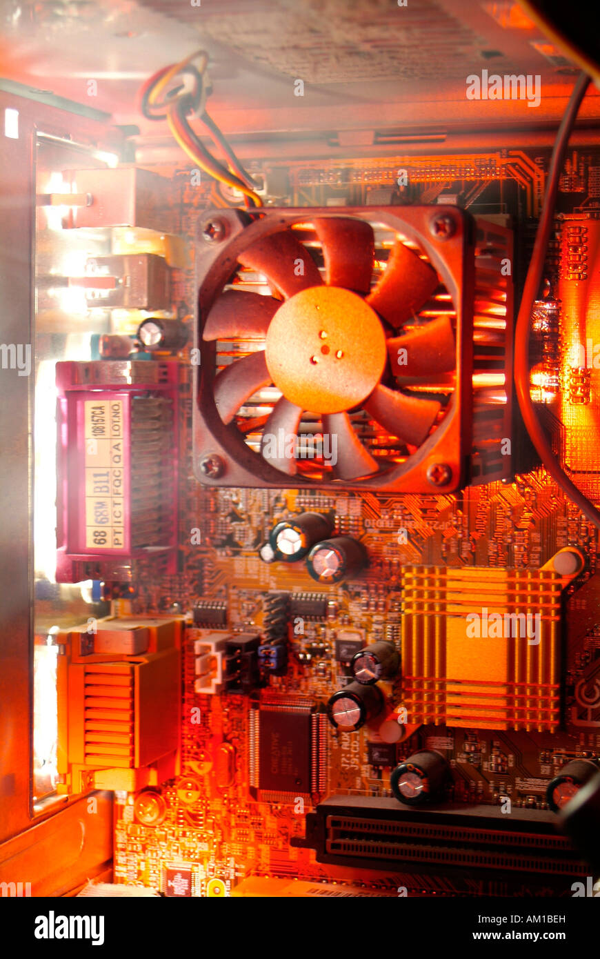 Interiority of a damaged computer Stock Photo - Alamy