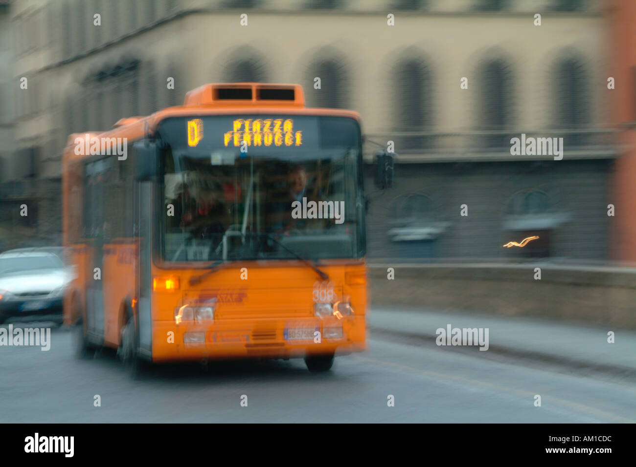 Bus speeds hi-res stock photography and images - Alamy