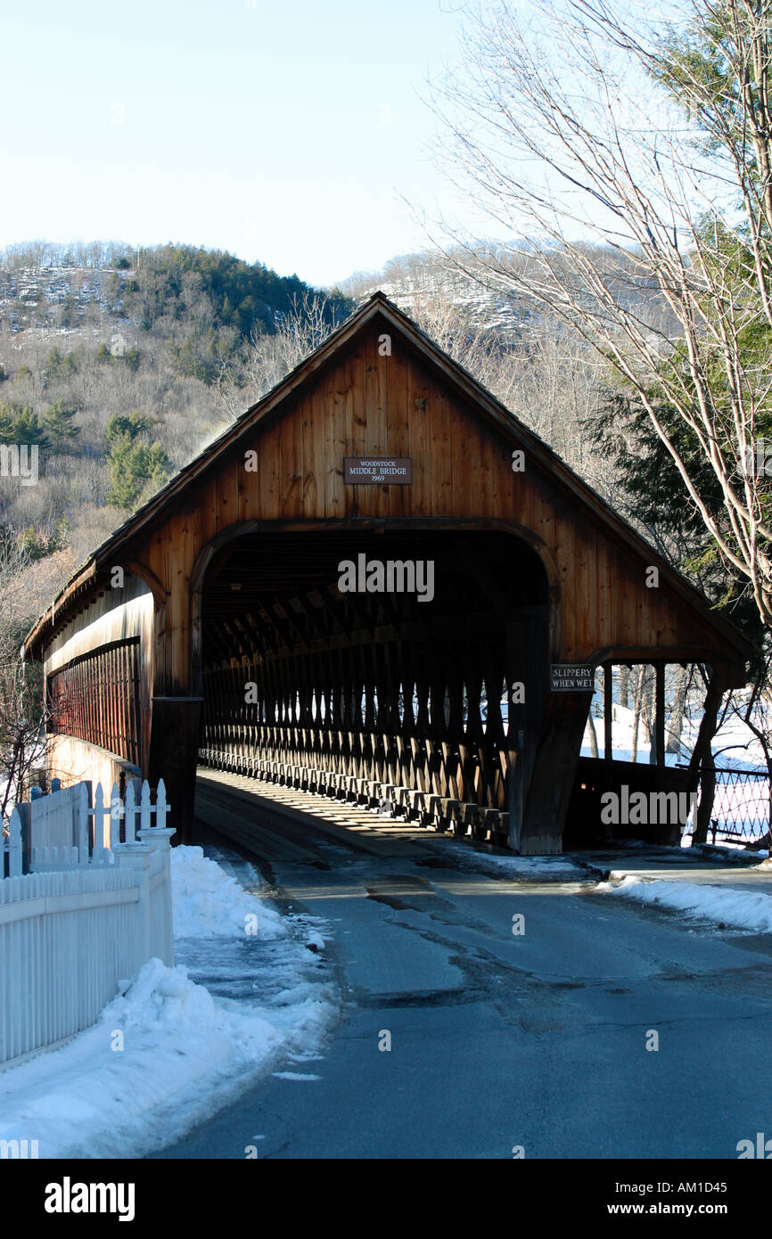 Covered Bridge Woodstock Vermont Stock Photo - Alamy