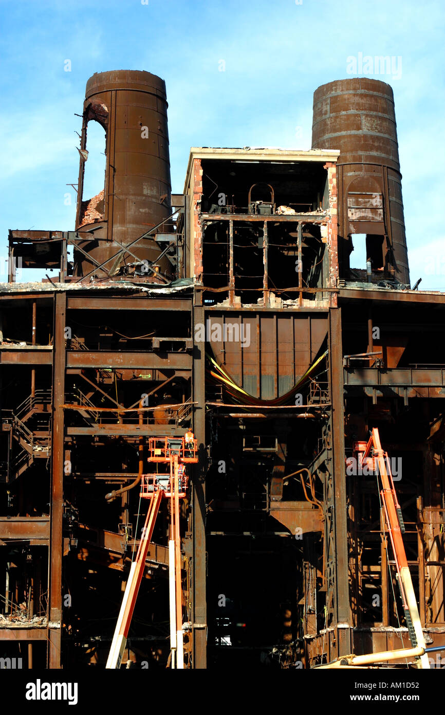 Demolition power plant ma hi-res stock photography and images - Alamy