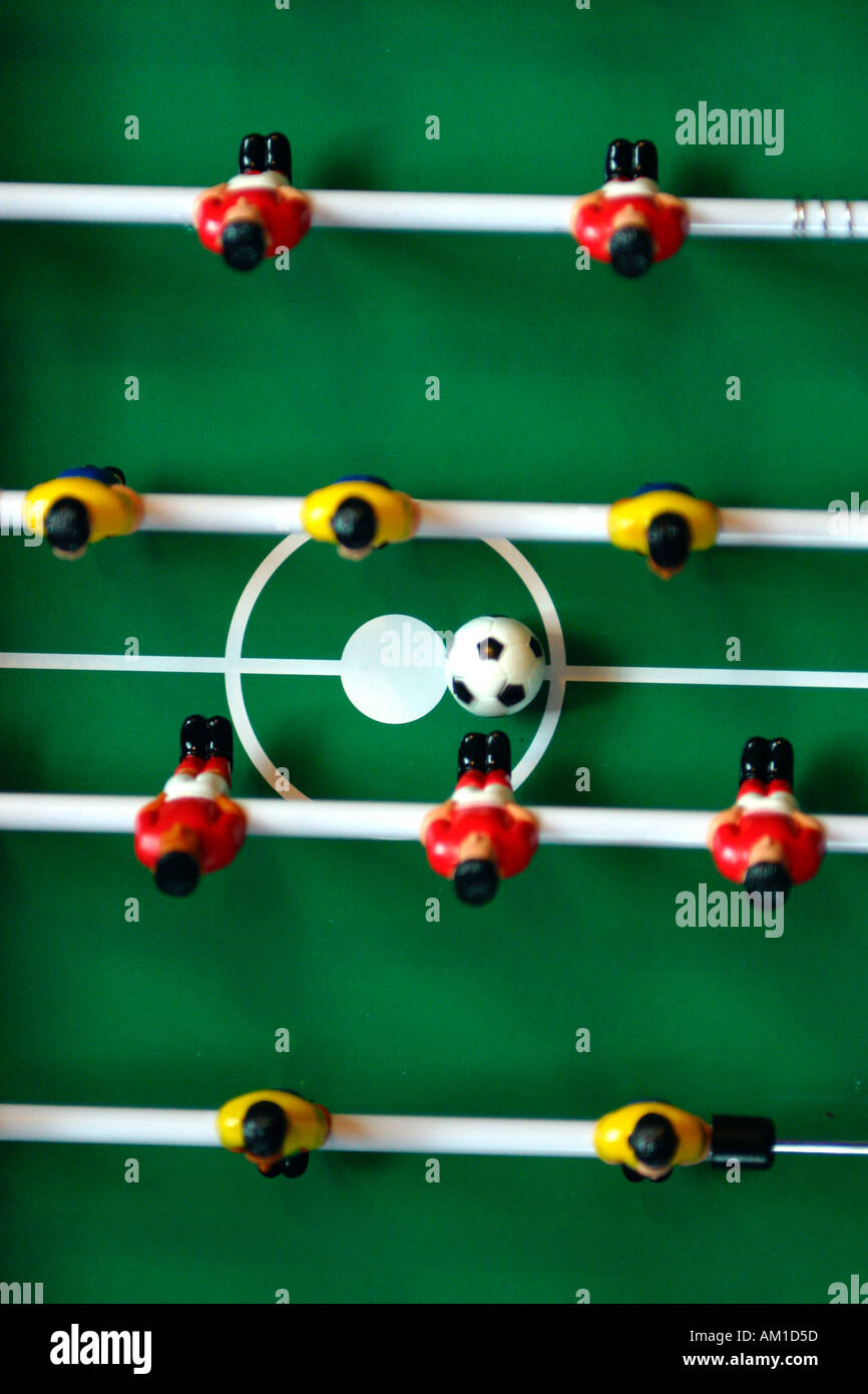 Ball leg table draw table hi-res stock photography and images - Alamy