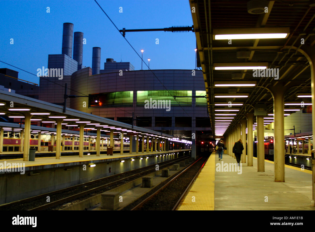 South station boston hi-res stock photography and images - Alamy