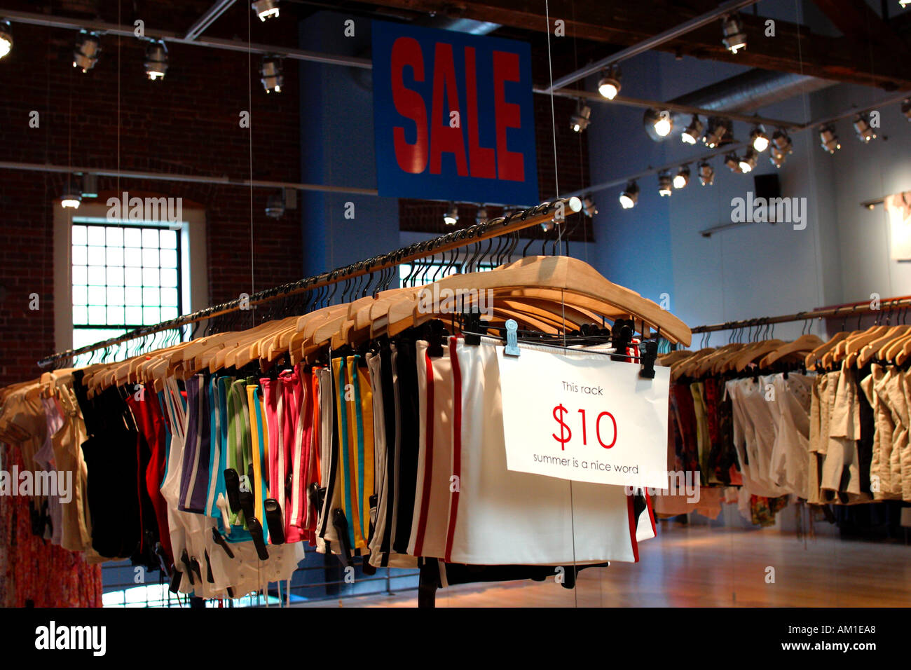 Sale Sign at Woman s Retail Store Stock Photo - Alamy