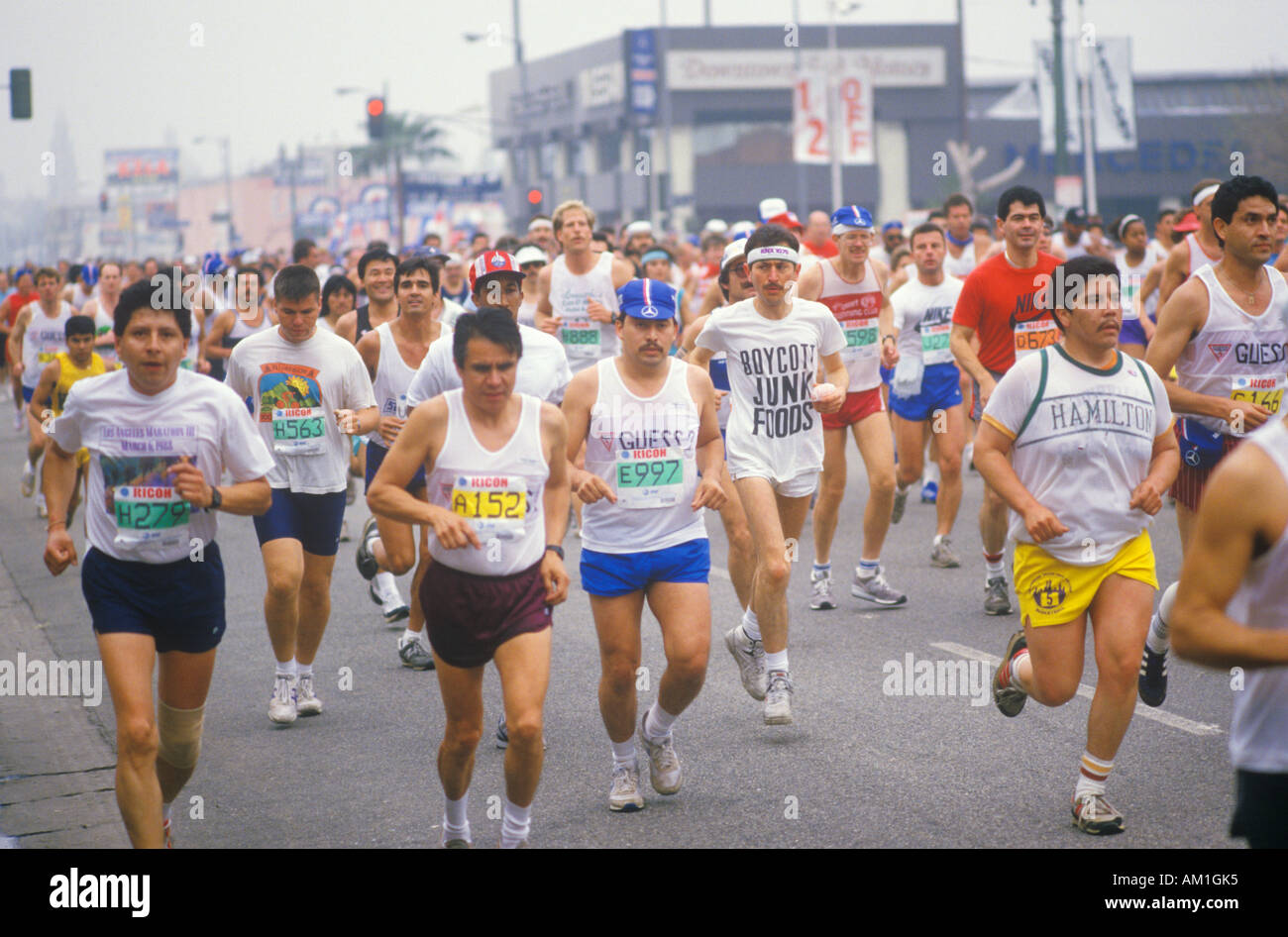 Los angeles marathon finish line hi-res stock photography and images ...