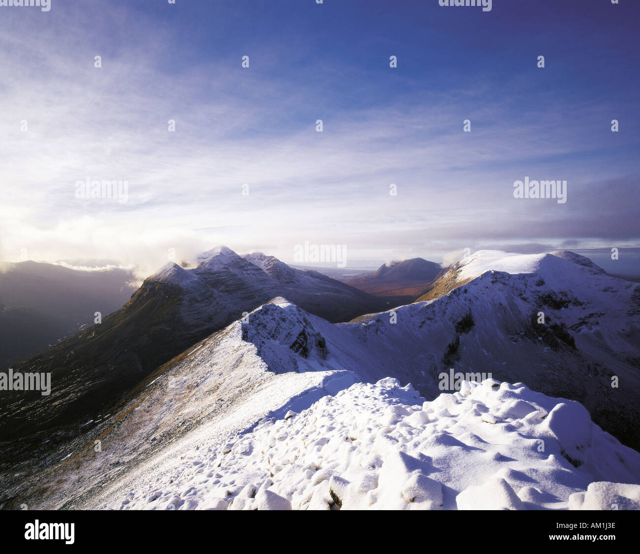 Torridon mountain munro winter snow hi-res stock photography and images ...
