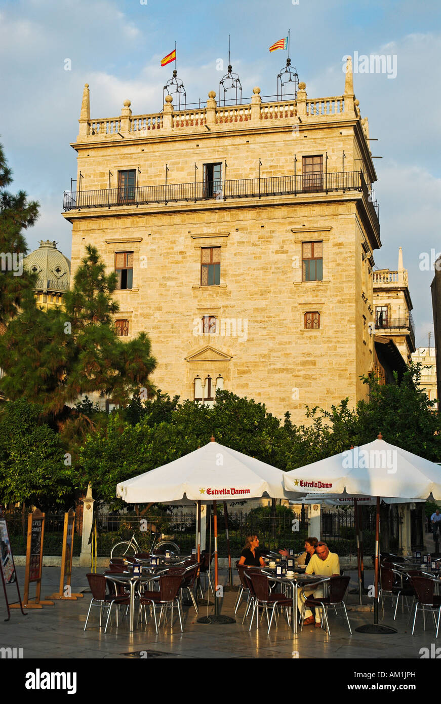 Palacio de la generalidad hi-res stock photography and images - Alamy