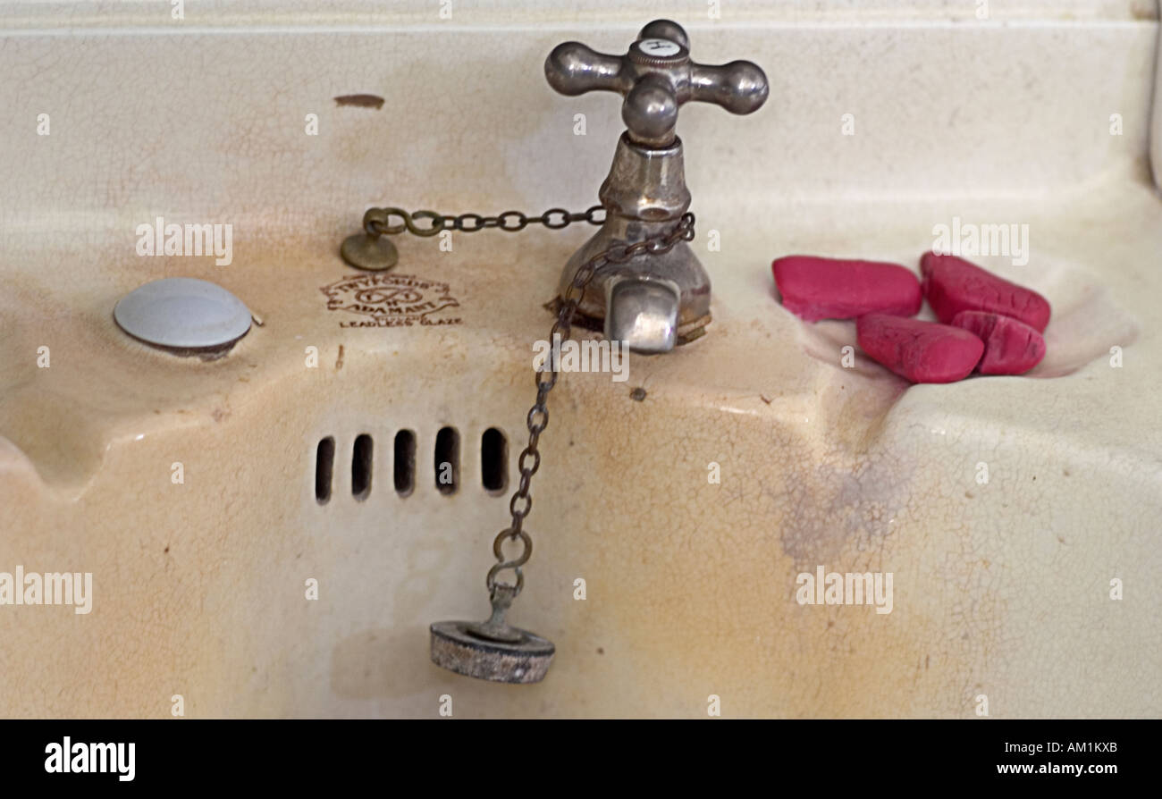 Old Crazed Sink & Carbolic Soap Stock Photo - Alamy