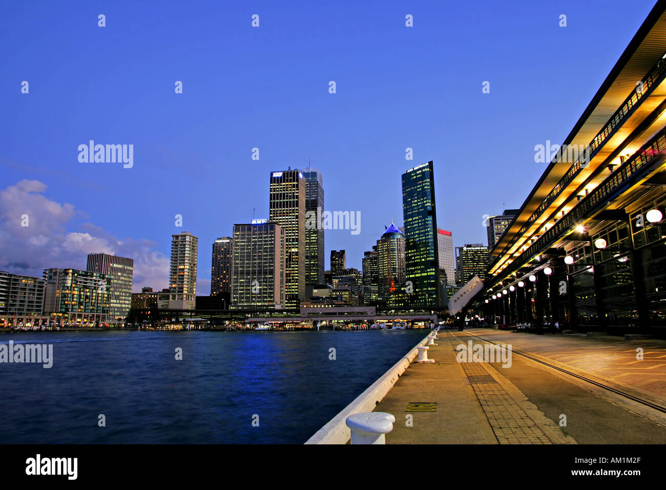 Buildings at circular quay sydney hi-res stock photography and images ...