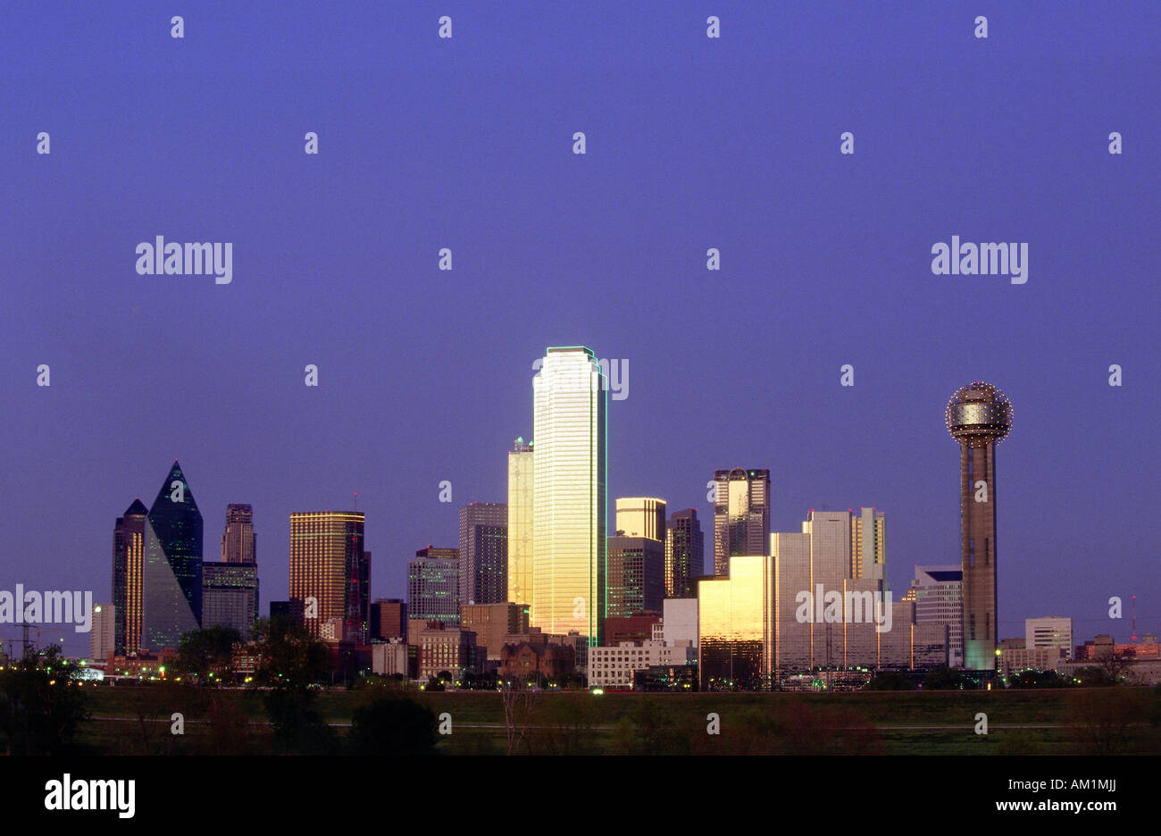 Dallas texas hyatt regency hi-res stock photography and images - Alamy
