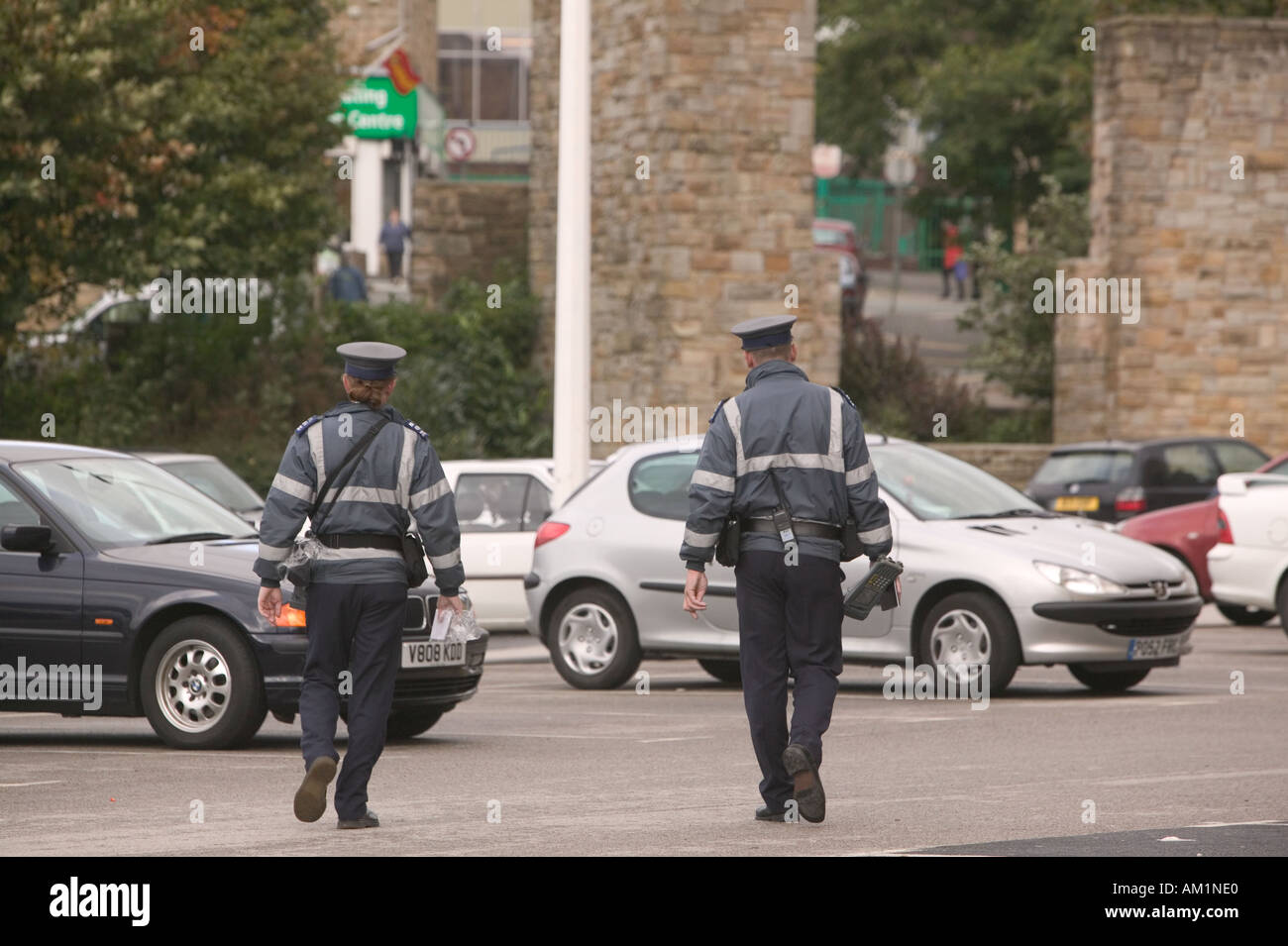 Traffic warden uniform hi-res stock photography and images - Alamy