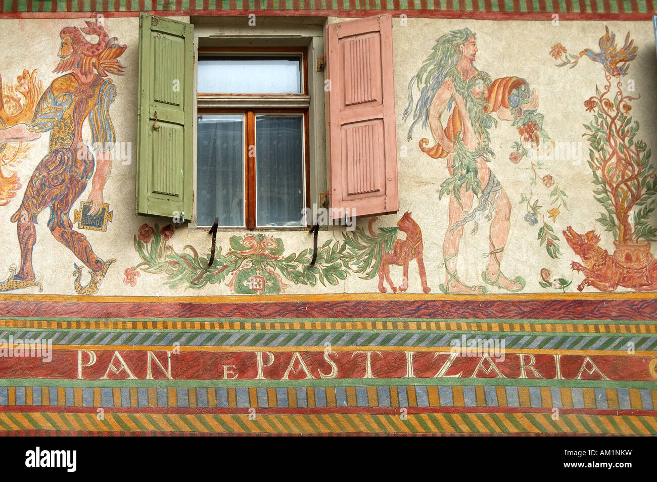 Engadiner sgraffito hi-res stock photography and images - Alamy