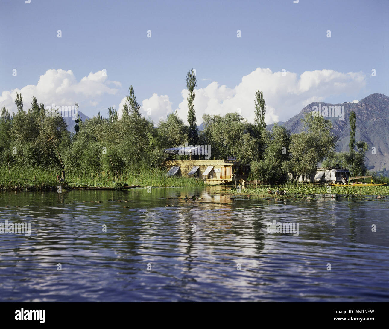 Lake dal in jhelum valley hi-res stock photography and images - Alamy