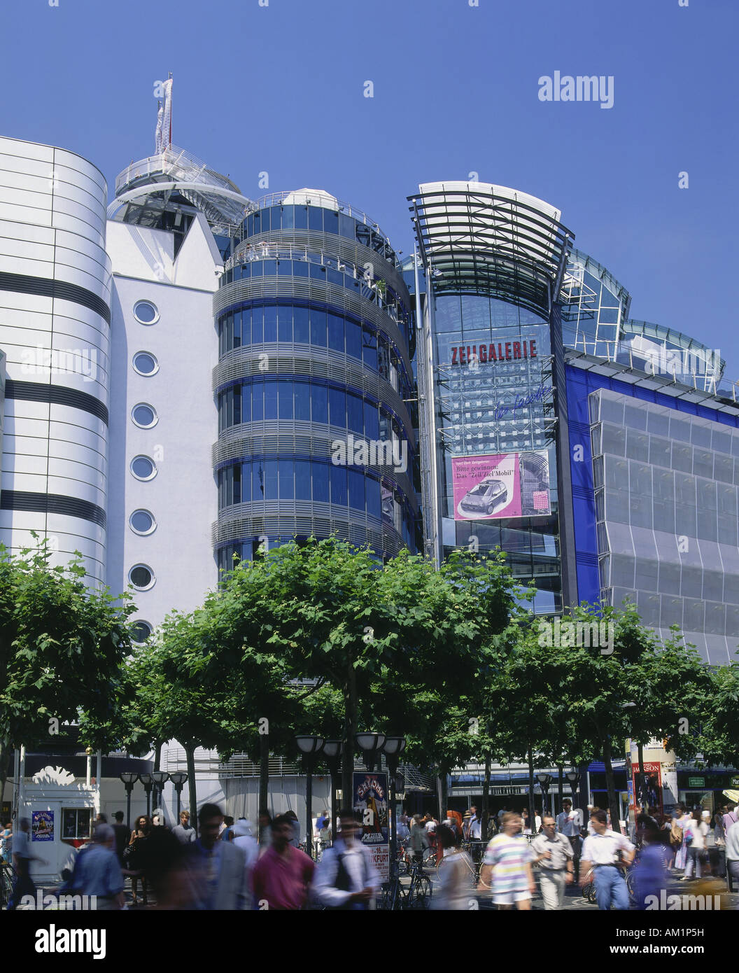 Zeil street hi-res stock photography and images - Alamy