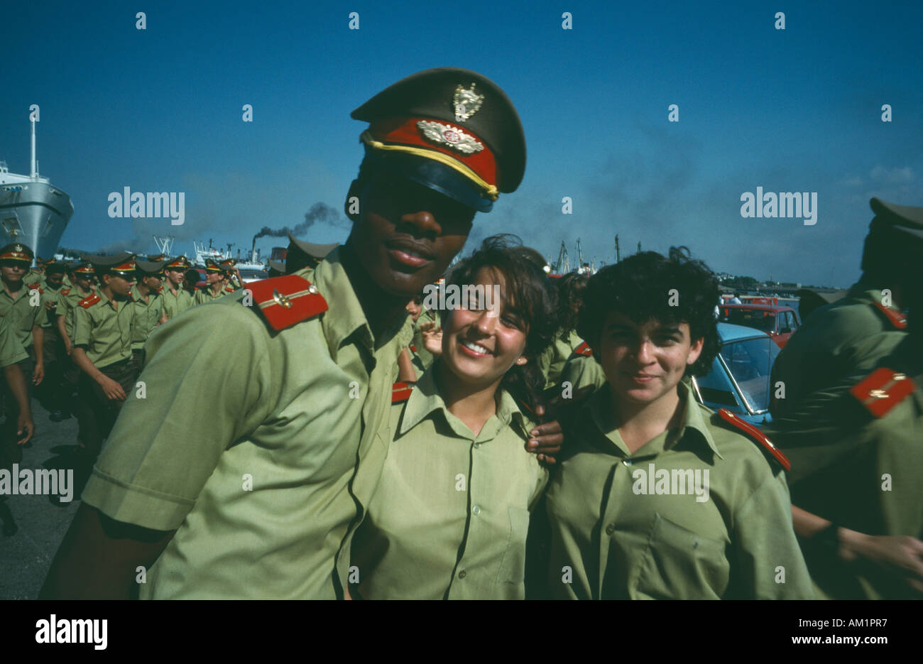 Cuban soldier hi-res stock photography and images - Alamy