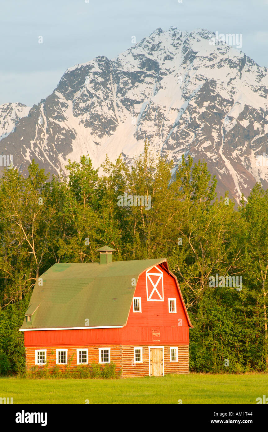 Red barn in Skyview Ranch Palmer Alaska Stock Photo - Alamy