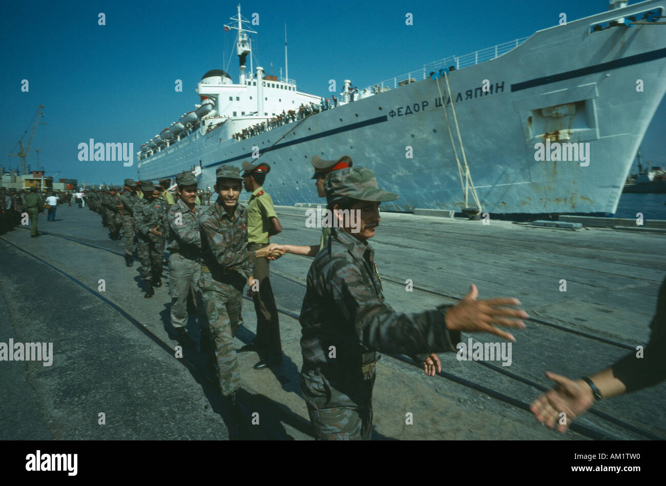 Cuban soldiers angola hi-res stock photography and images - Alamy