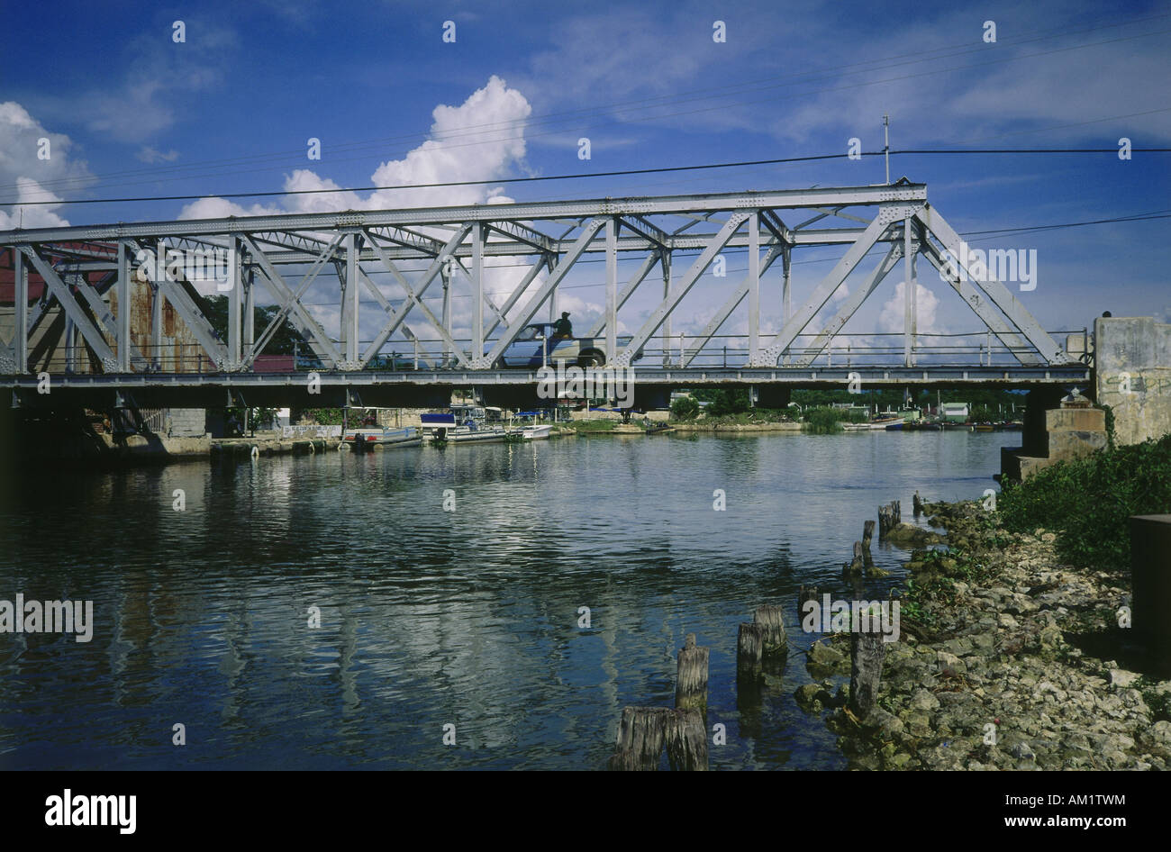 geography / travel, Jamaica, Black River, bridge over Black River ...
