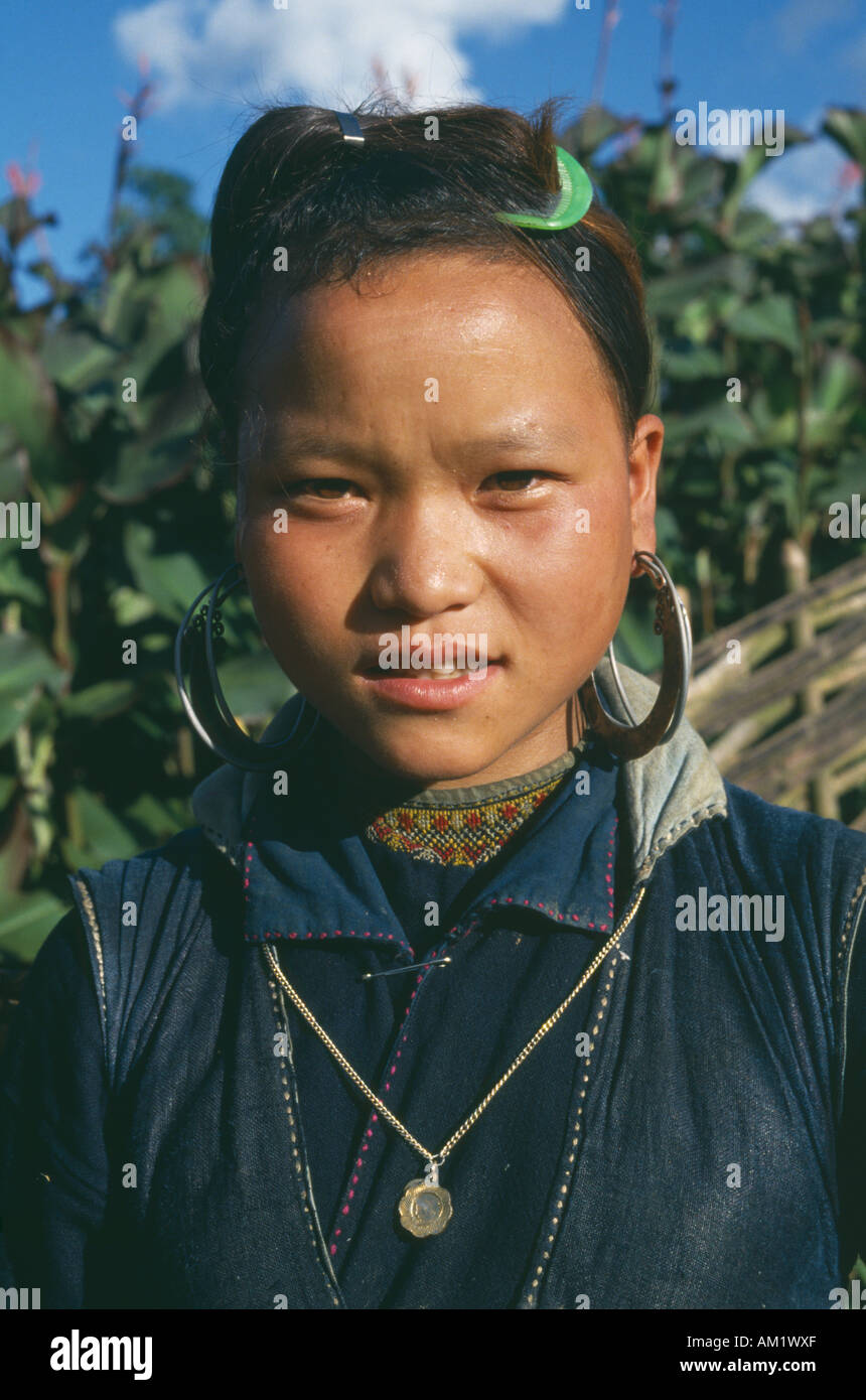 Vietnam muong people hi-res stock photography and images - Alamy