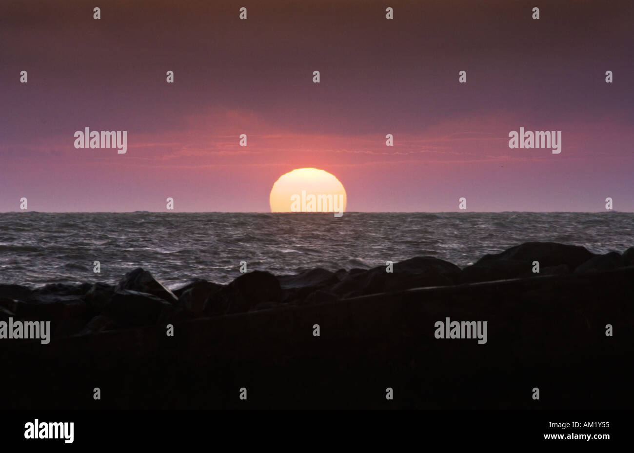 Uk sunset landscape stars hi-res stock photography and images - Alamy