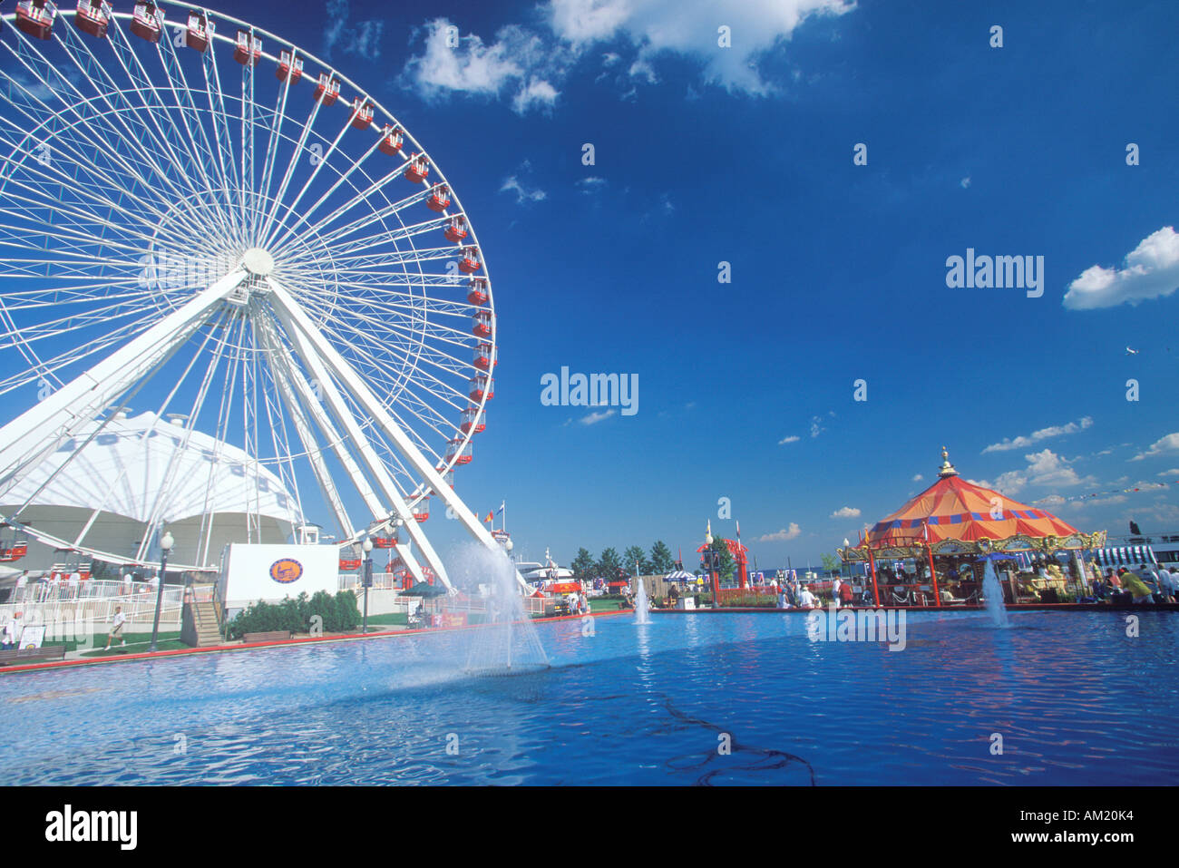 Ferris Wheel Navy Pier Chicago Illinois Stock Photo - Alamy