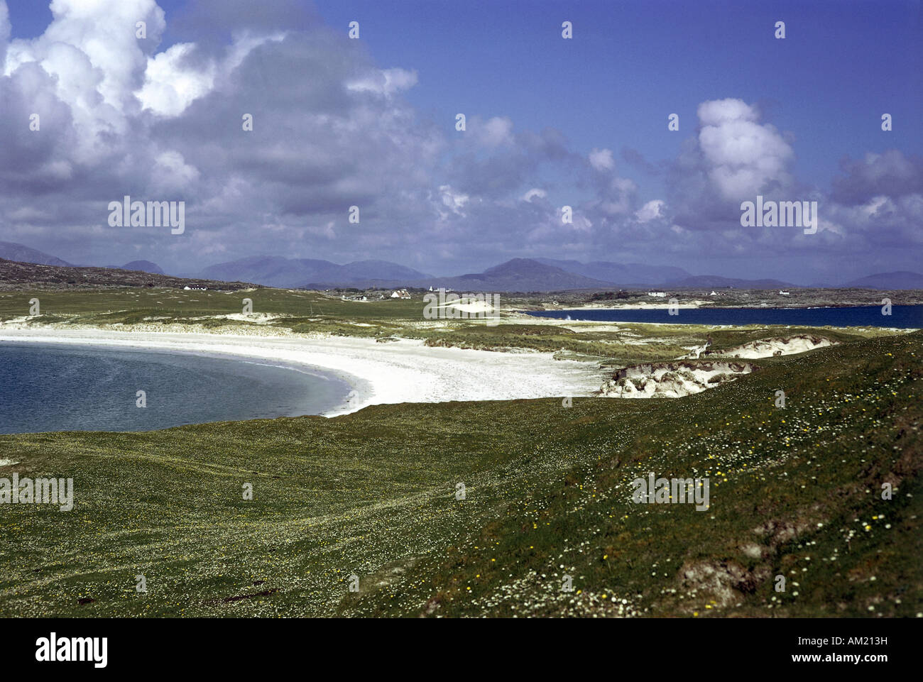 geography / travel, Ireland, County Galway, Connemara, Dog`s Bay ...