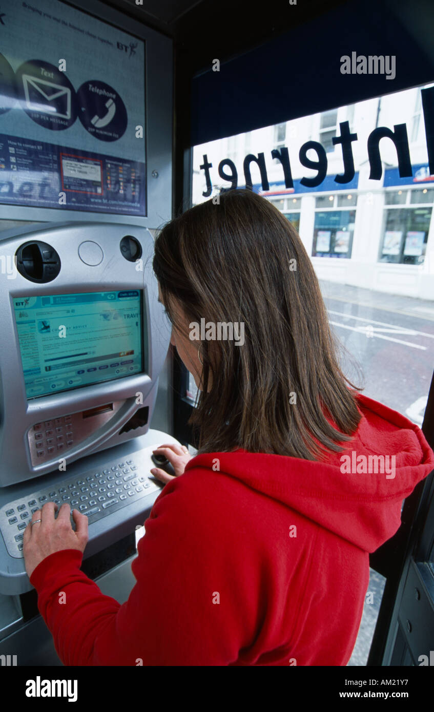 Public internet booth hi-res stock photography and images - Alamy