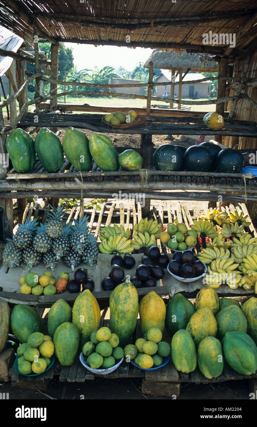 Fruit market uganda africa hi-res stock photography and images - Alamy