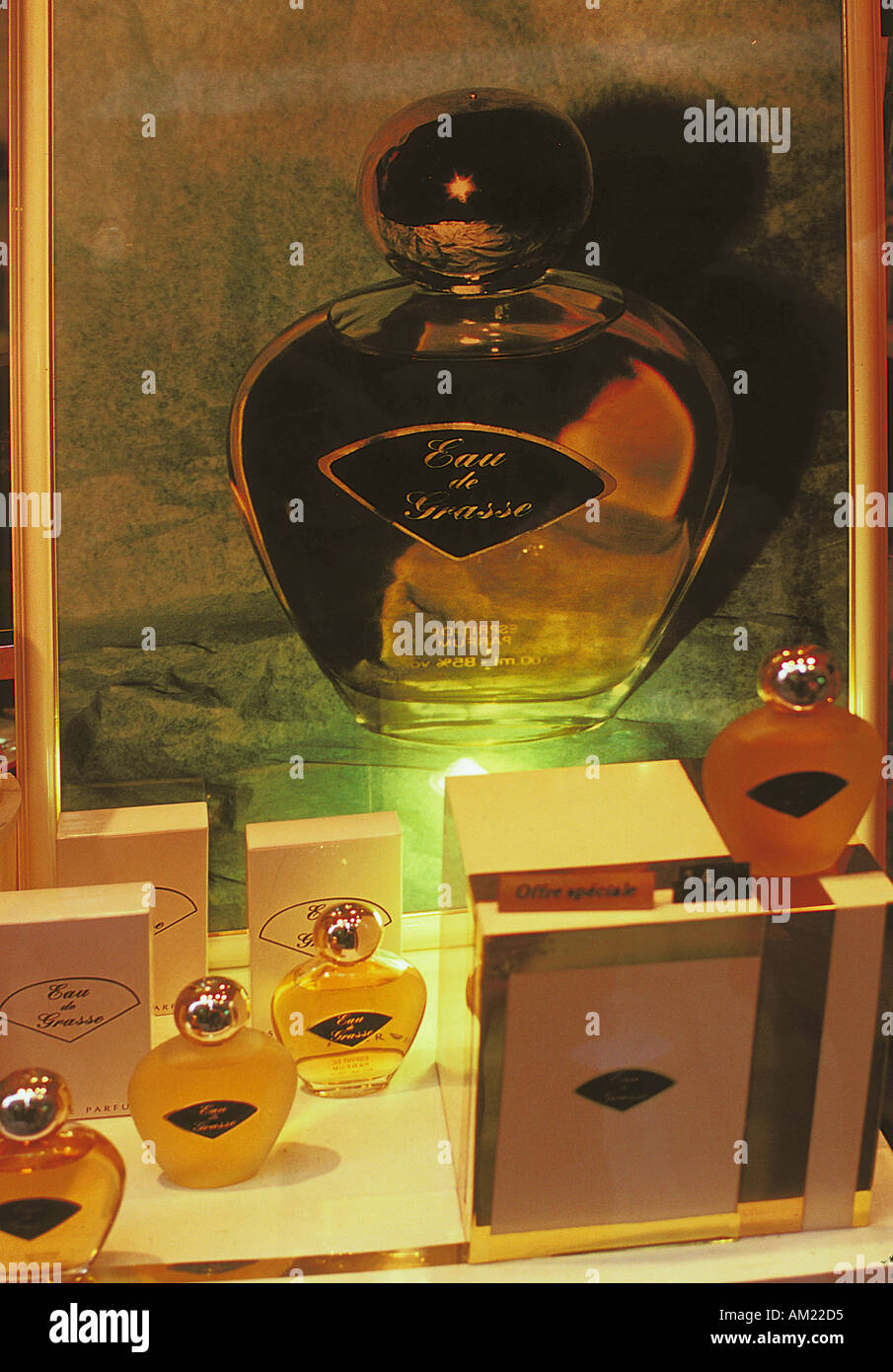 Perfume shop grasse france hi-res stock photography and images - Alamy