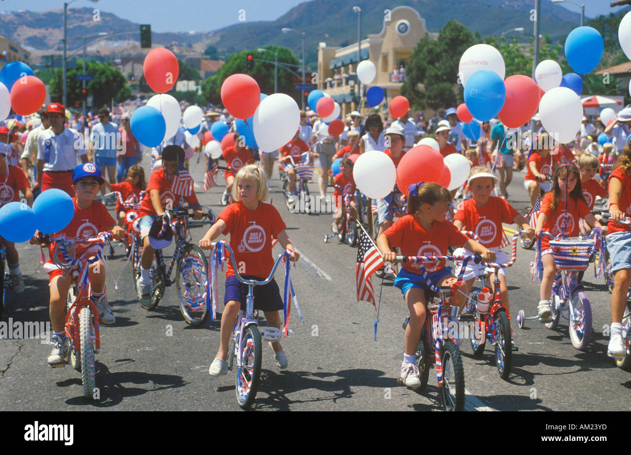 4th of july children parade bicycles hi-res stock photography and images - Alamy