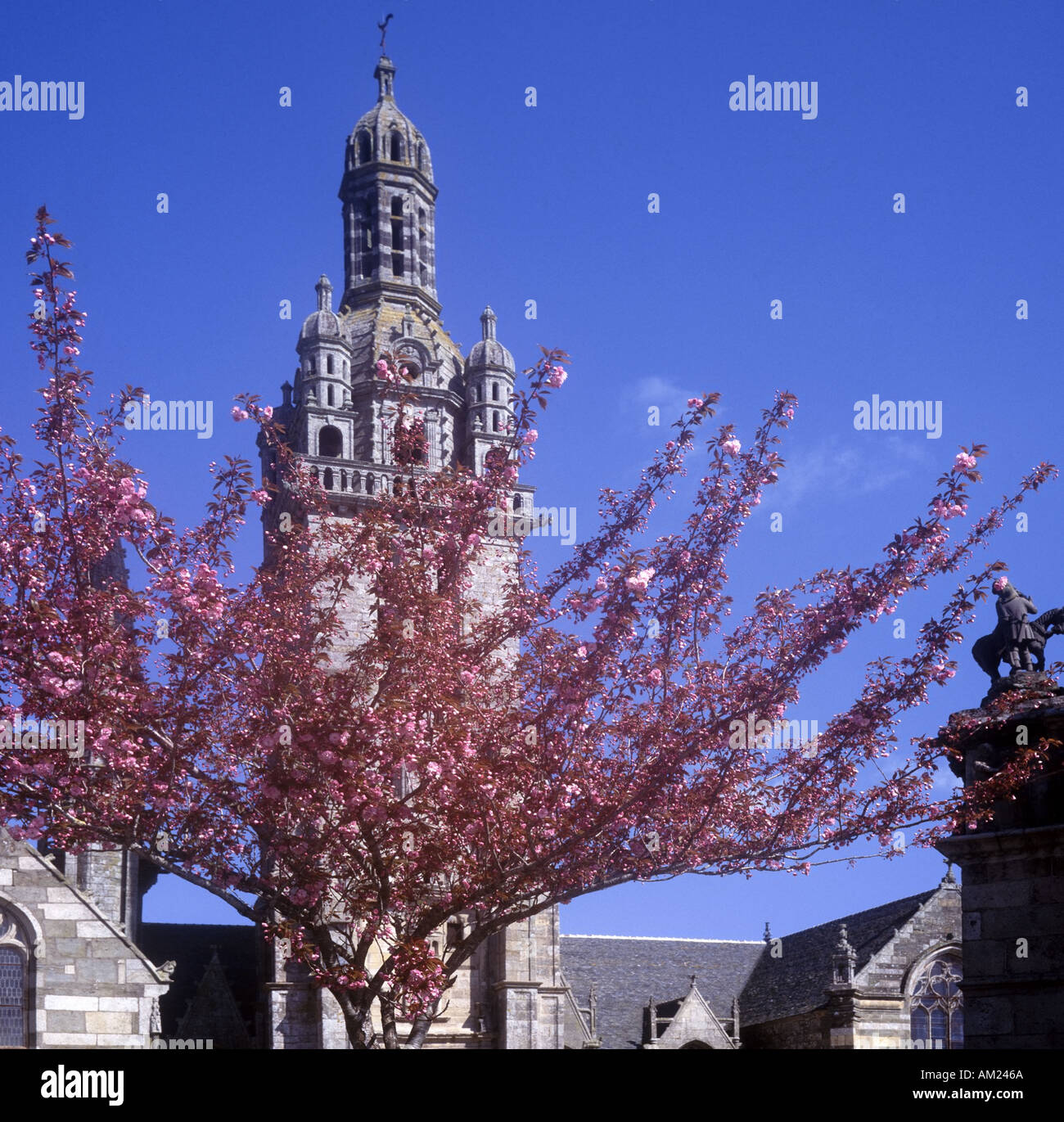 france parish closes enclos paroissial pleyben finistere Stock Photo ...