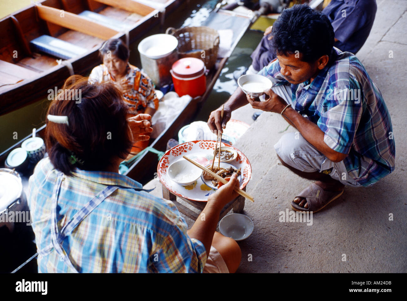 floating market lunch thailand Stock Photo - Alamy