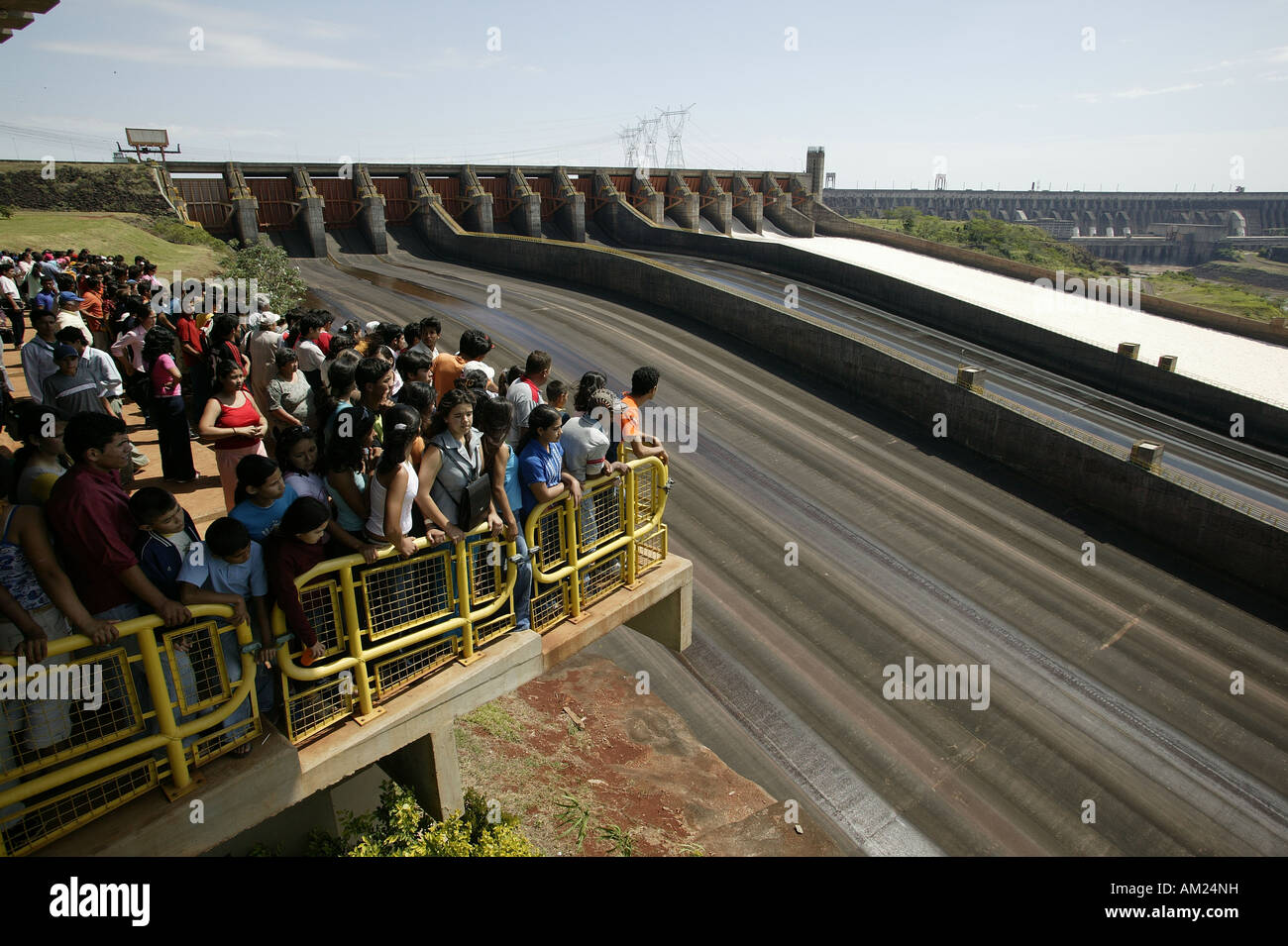 Dam, hydroelectric power station Itaipu at the Rio Parana, viewpoint ...