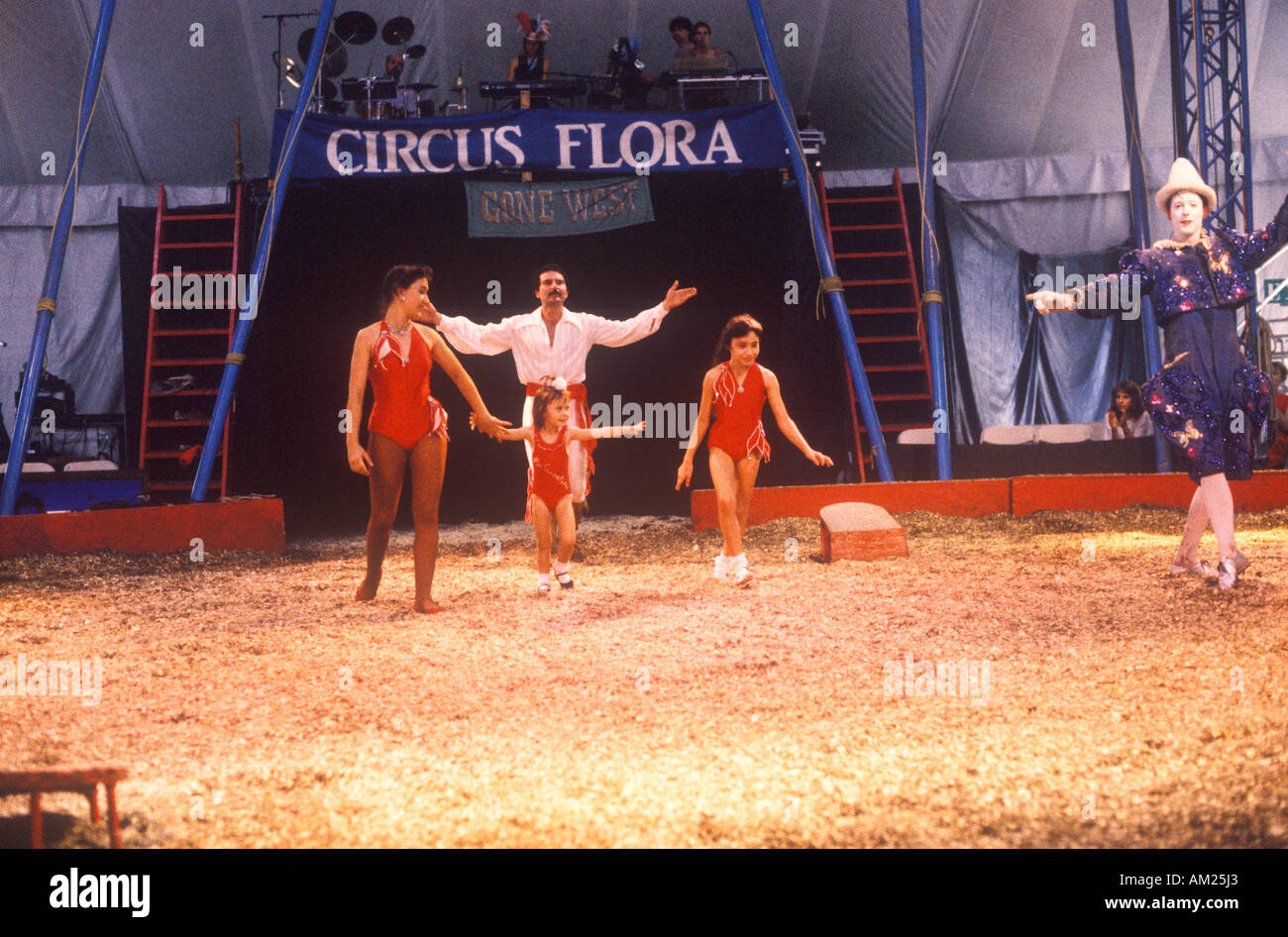 Acrobatic family at One Ring Circus Flora Indiana Stock Photo - Alamy