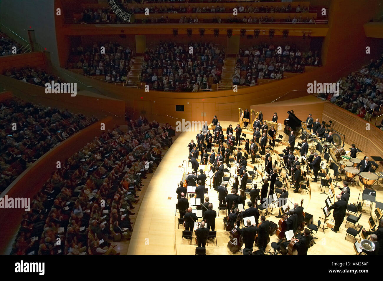 La Philharmonic Orchestra