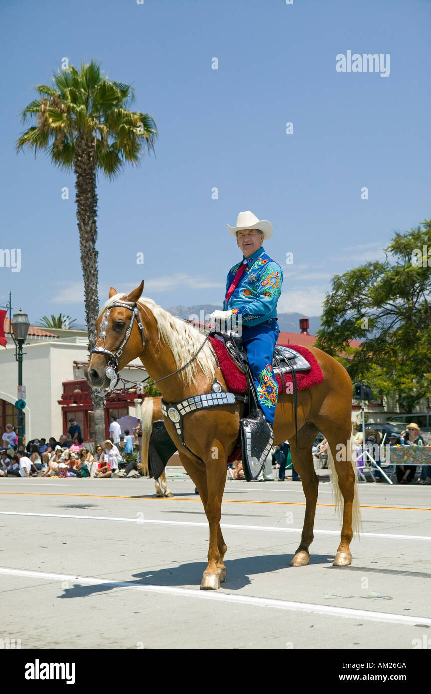 Horses on parade hi-res stock photography and images - Alamy