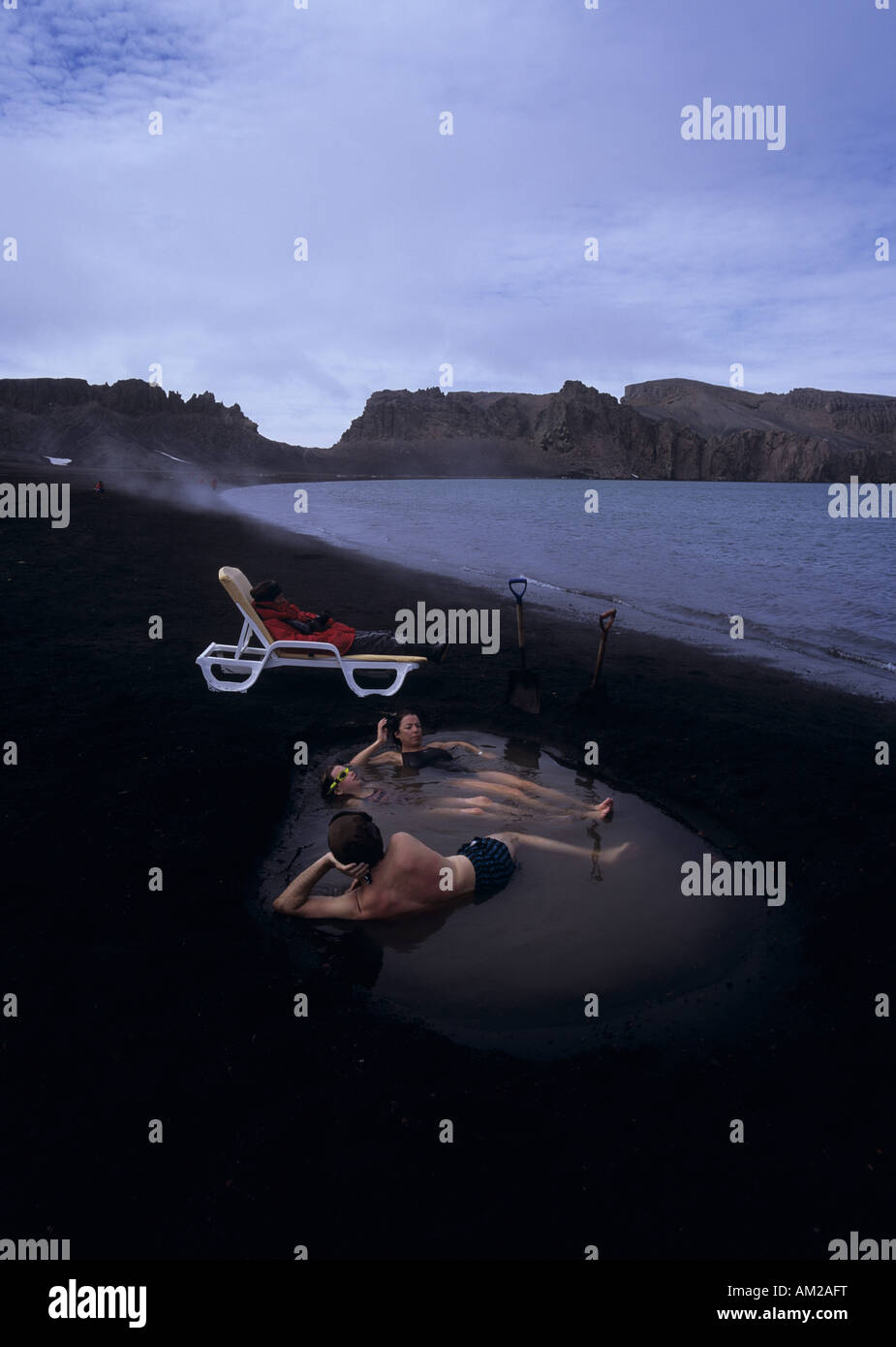 Tourists bathing in dimple hi-res stock photography and images - Alamy