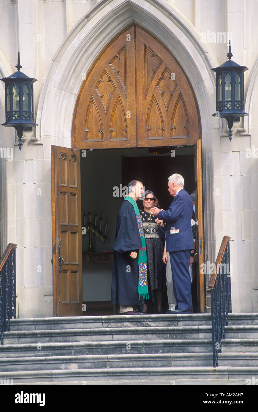 Methodist church mass hi-res stock photography and images - Alamy