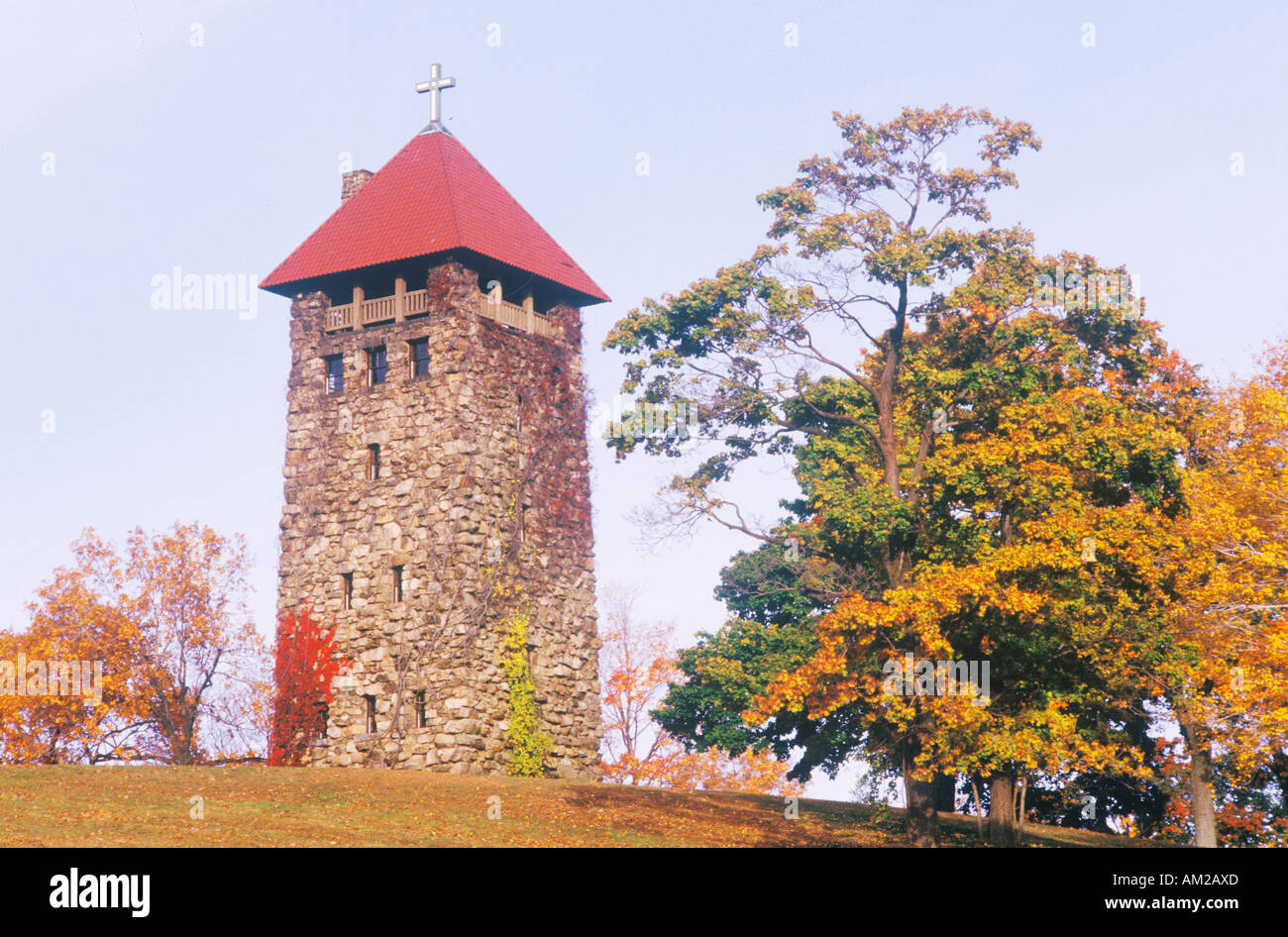 Villa grounds hi-res stock photography and images - Alamy
