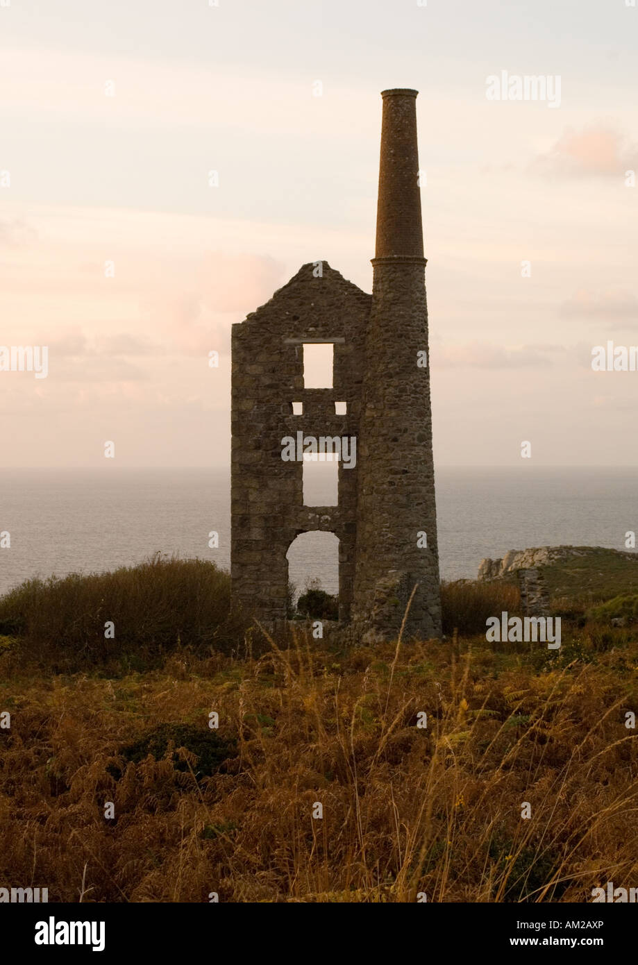 Cornwall mining historical hi-res stock photography and images - Alamy