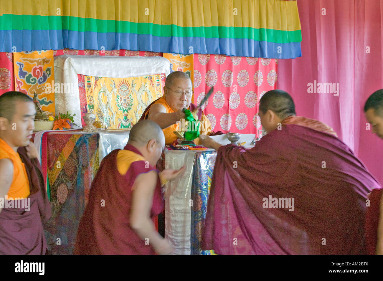 Hh penor rinpoche tibetan born hi-res stock photography and images - Alamy