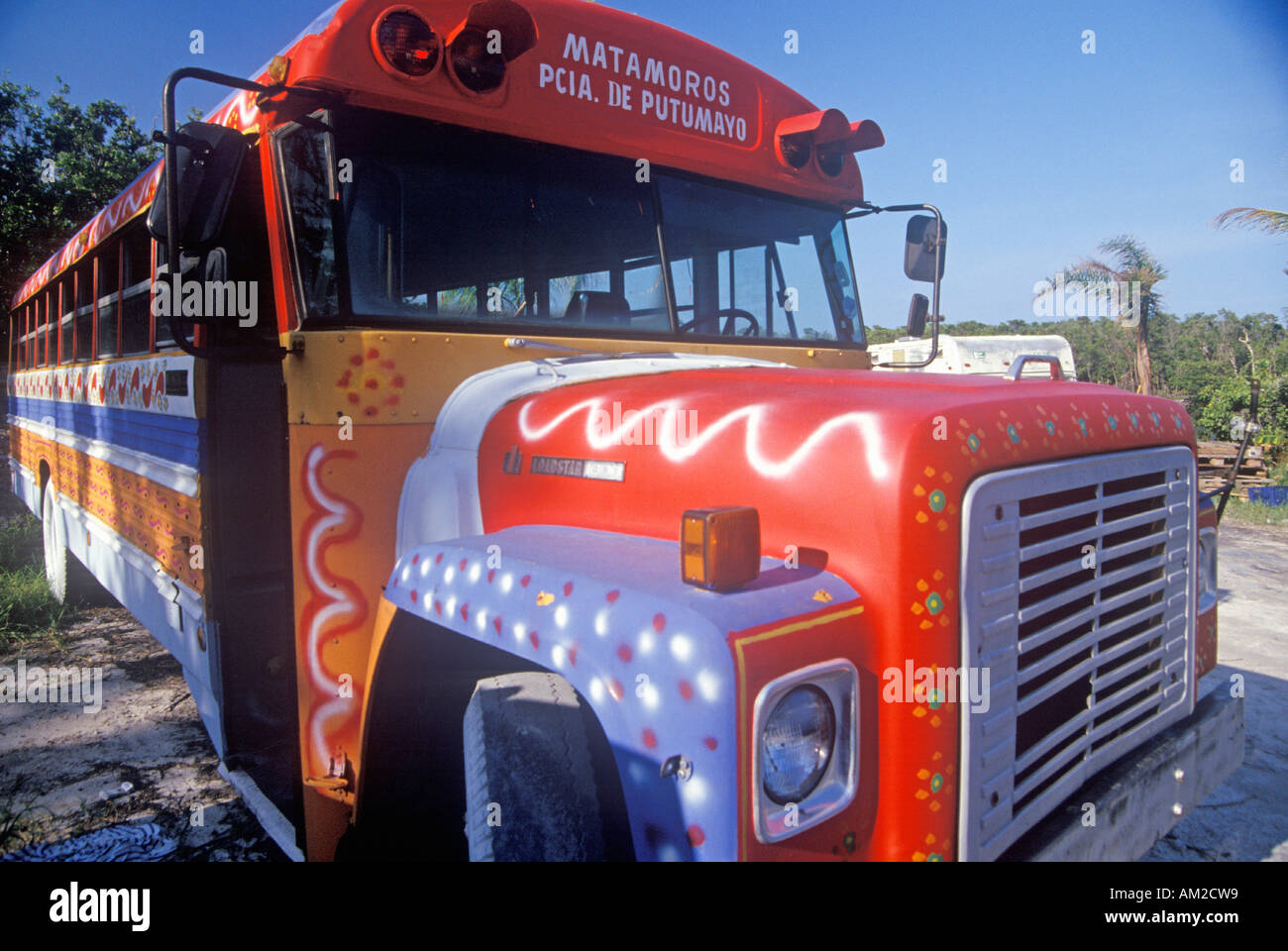 Custom painted bus hi-res stock photography and images - Alamy