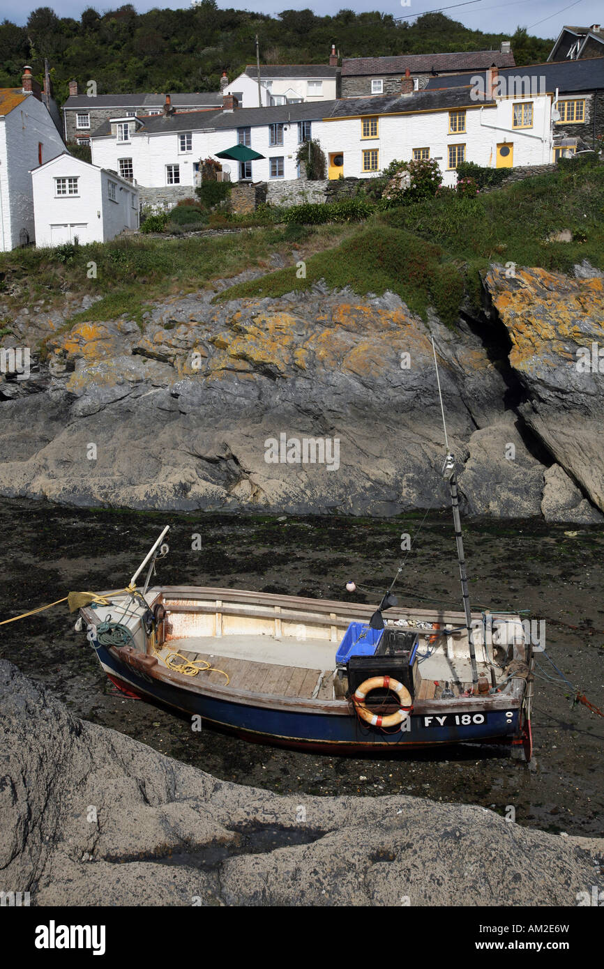 Small fishing harbour at Portloe Cornwall UK Stock Photo - Alamy