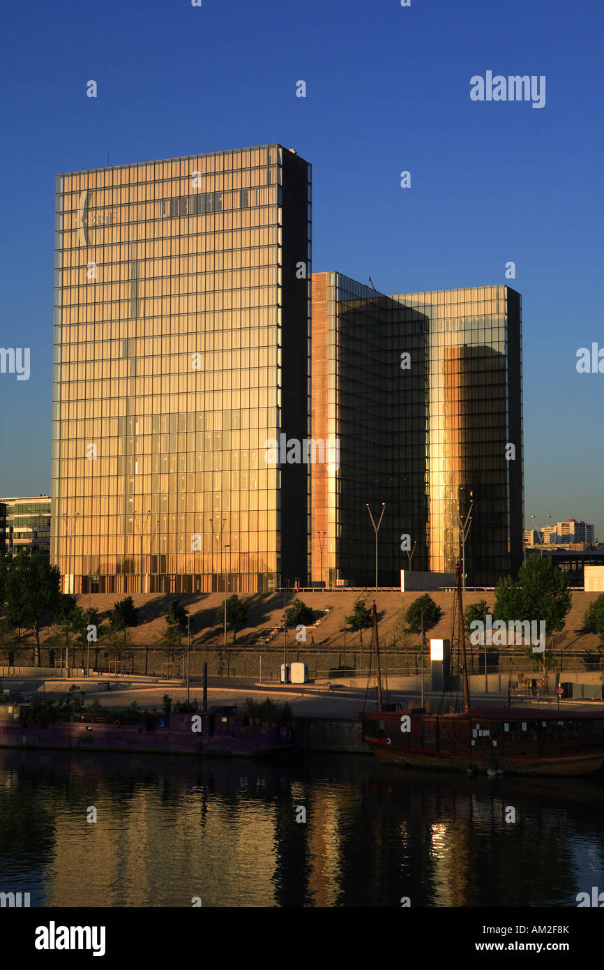 France, Paris, National Library of France by the architect Dominique ...