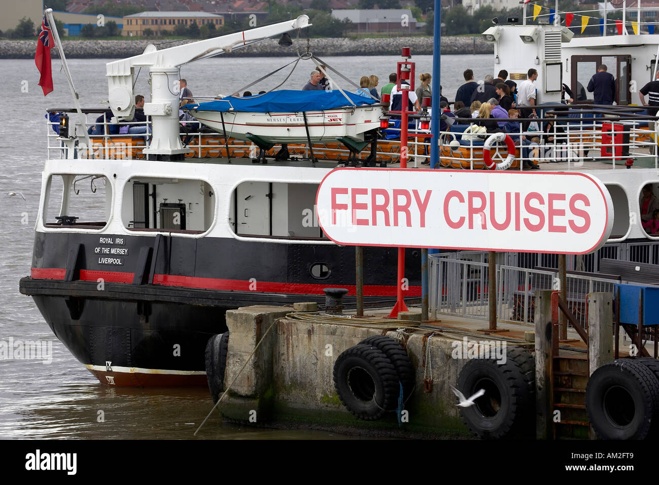 Mersey Ferry at Liverpool Pier Head Stock Photo - Alamy