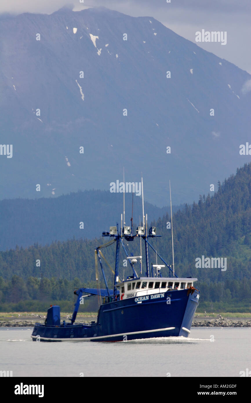 Commercial fishing tender hi-res stock photography and images - Alamy