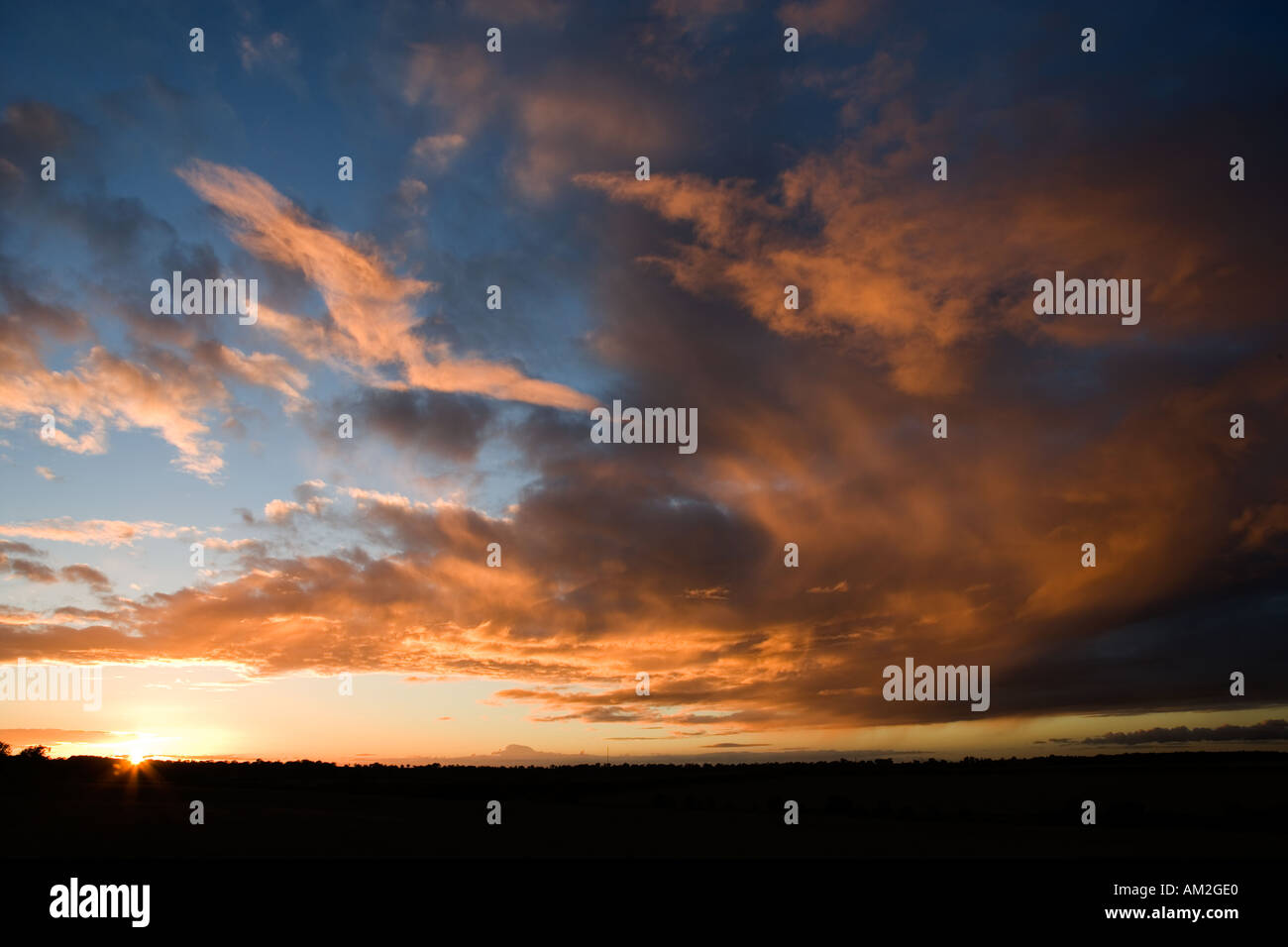 Foreboding thunderclouds hi-res stock photography and images - Alamy