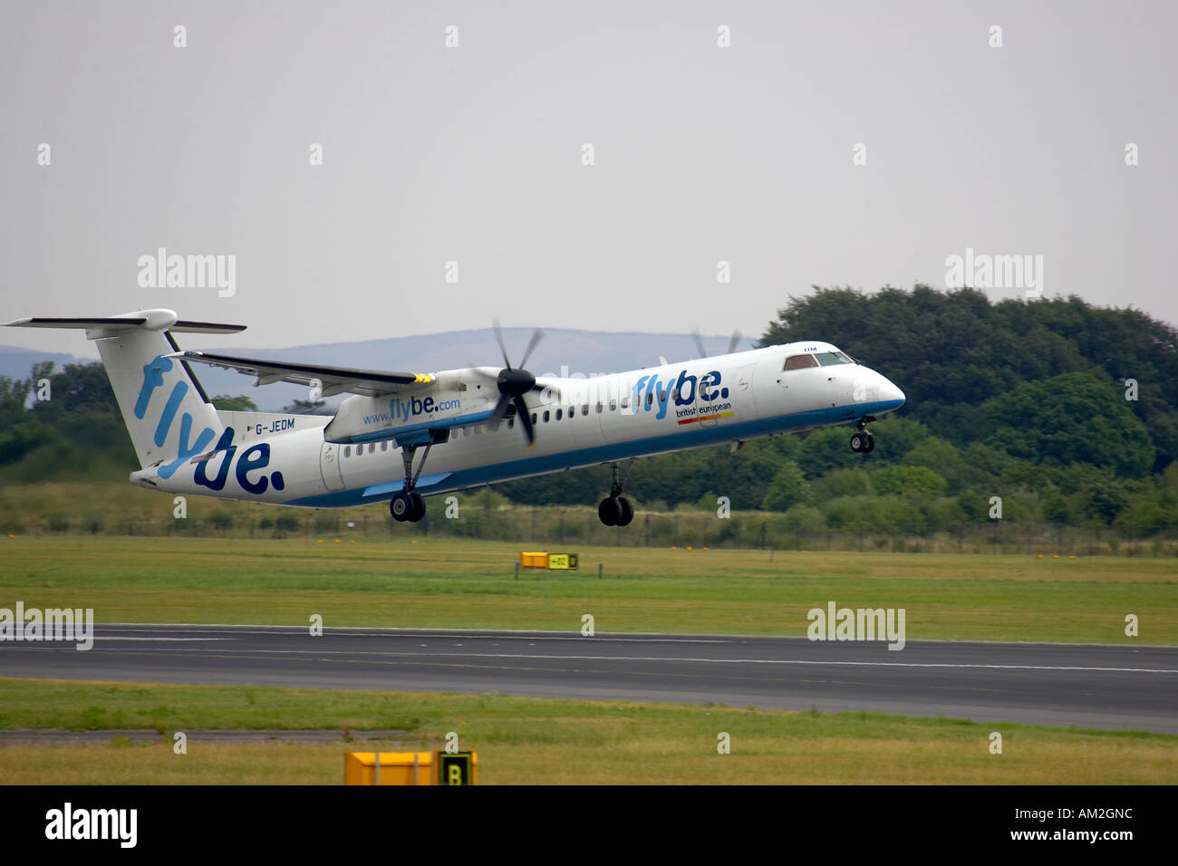 Aircraft Landing Manchester Airport Stock Photo - Alamy