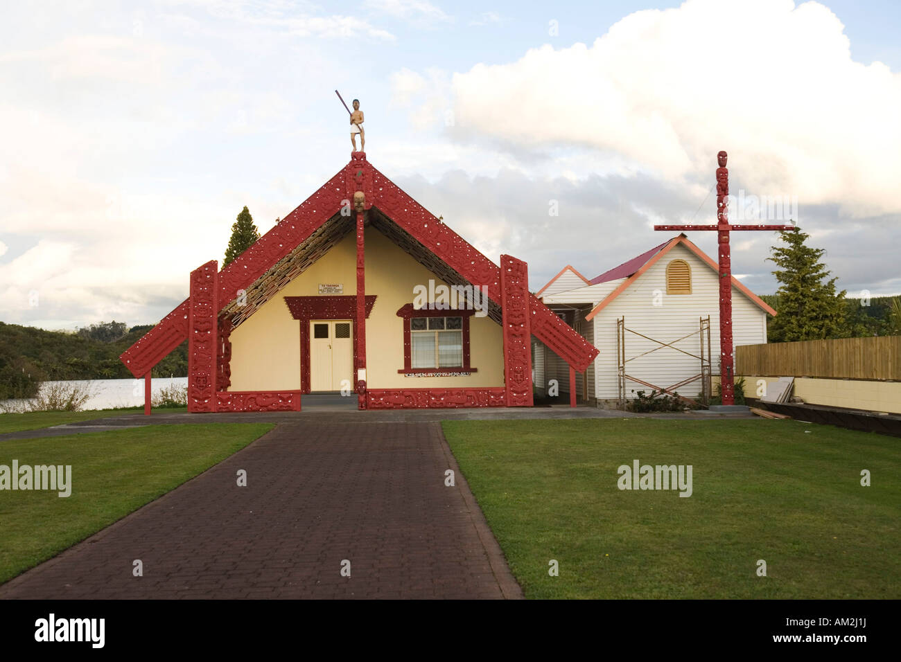 Maori marae wharenui hi-res stock photography and images - Alamy